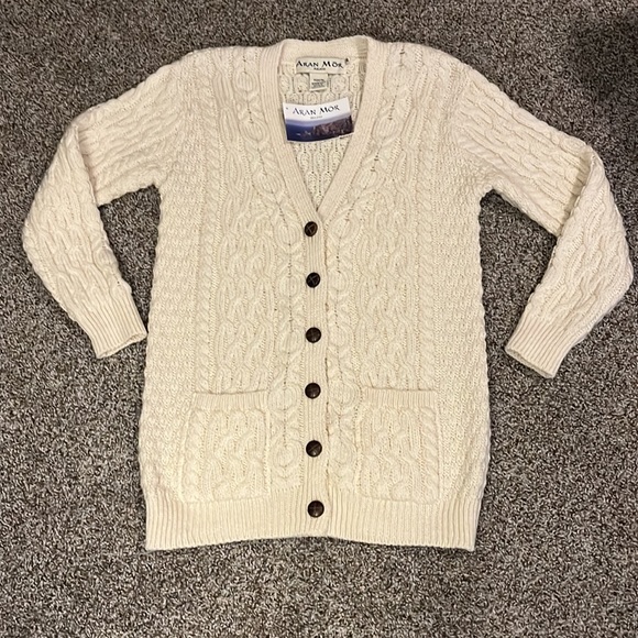Aran Crafts | Sweaters | Nwt Aran Crafts Aran Mor Cable Knit Cardigan 0 ...